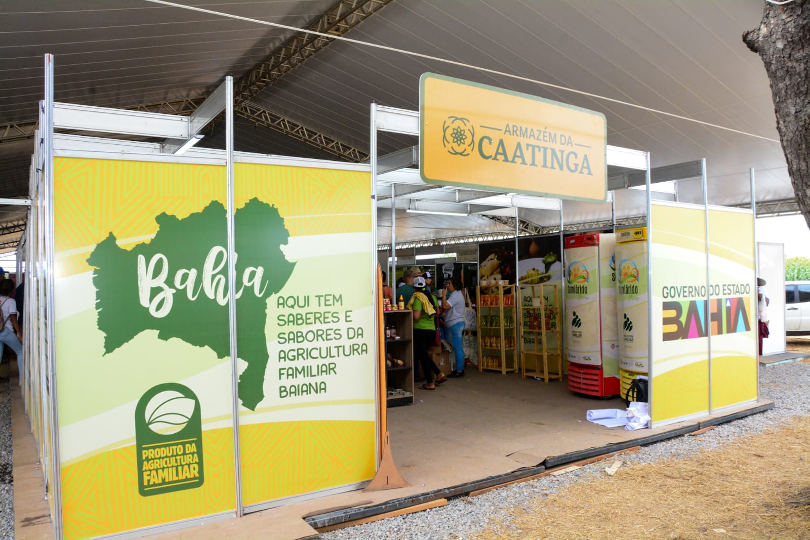Réplica do Armazém da Caatinga de Juazeiro leva produtos da agricultura ...