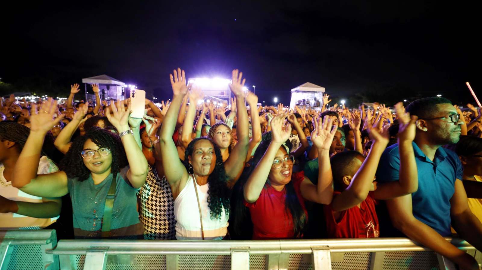 Governador prestigia abertura do Festival Canta Bahia 2025 e destaca ...