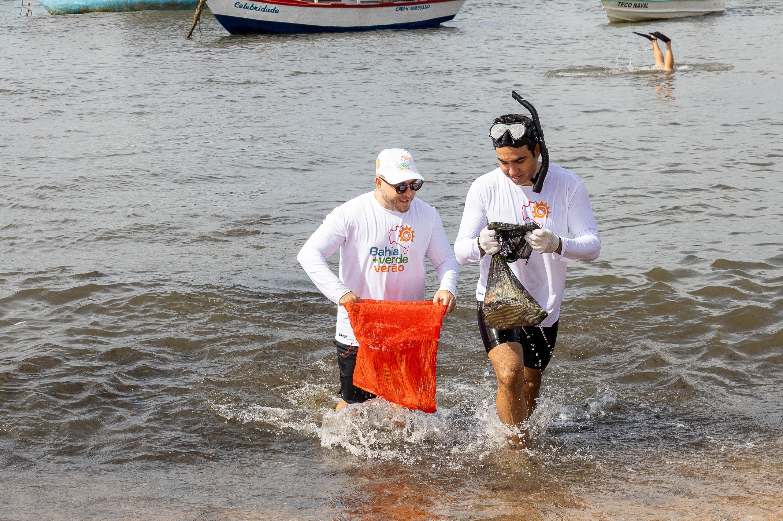 Ação da Sema e do Inema retira cerca de 250 kg de resíduos da praia do ...